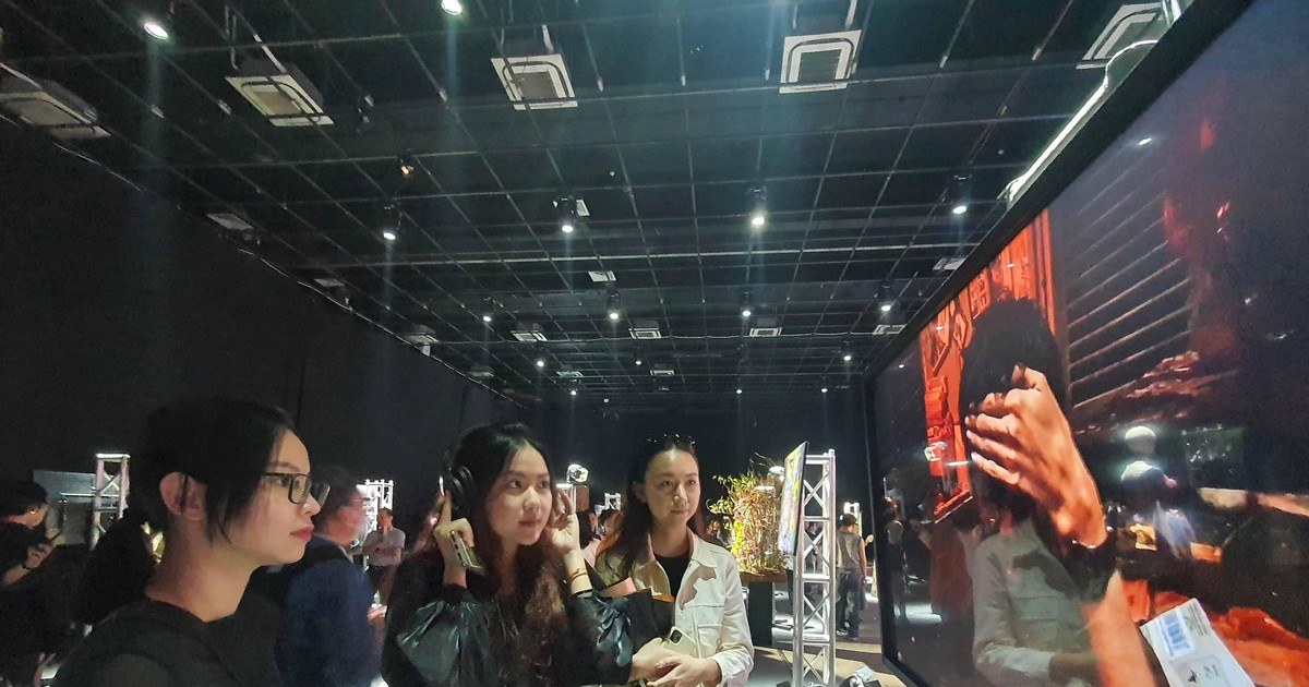 Dự án mỹ thuật “Tiếp Bước Tiến” của Biti’s tạo ấn tượng tới các nghệ sỹ ...