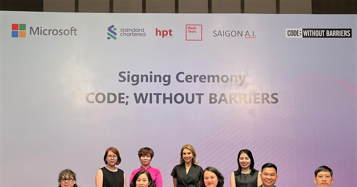 Trao quyền cho phụ nữ trong lĩnh vực công nghệ thông qua Chương trình "Code; Without Barriers ...