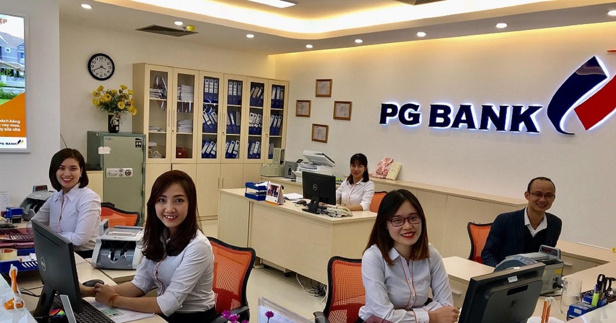 Sau khi bầu cán bộ chủ chốt, PG Bank (PGB) lên phương án triển khai phát hành thêm 200 triệu cổ ...