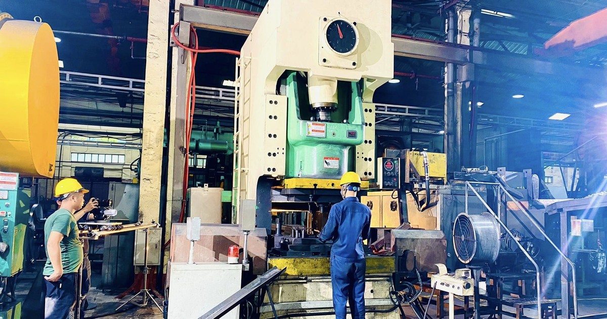 Fomeco (FBC) chia cổ tức khủng 200% bằng tiền mặt, VEAM (VEA) thu về ...