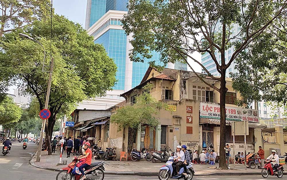 “Đại gia” Đinh Trường Chinh và chiêu thâu tóm, lướt sóng đất công - Bài ...